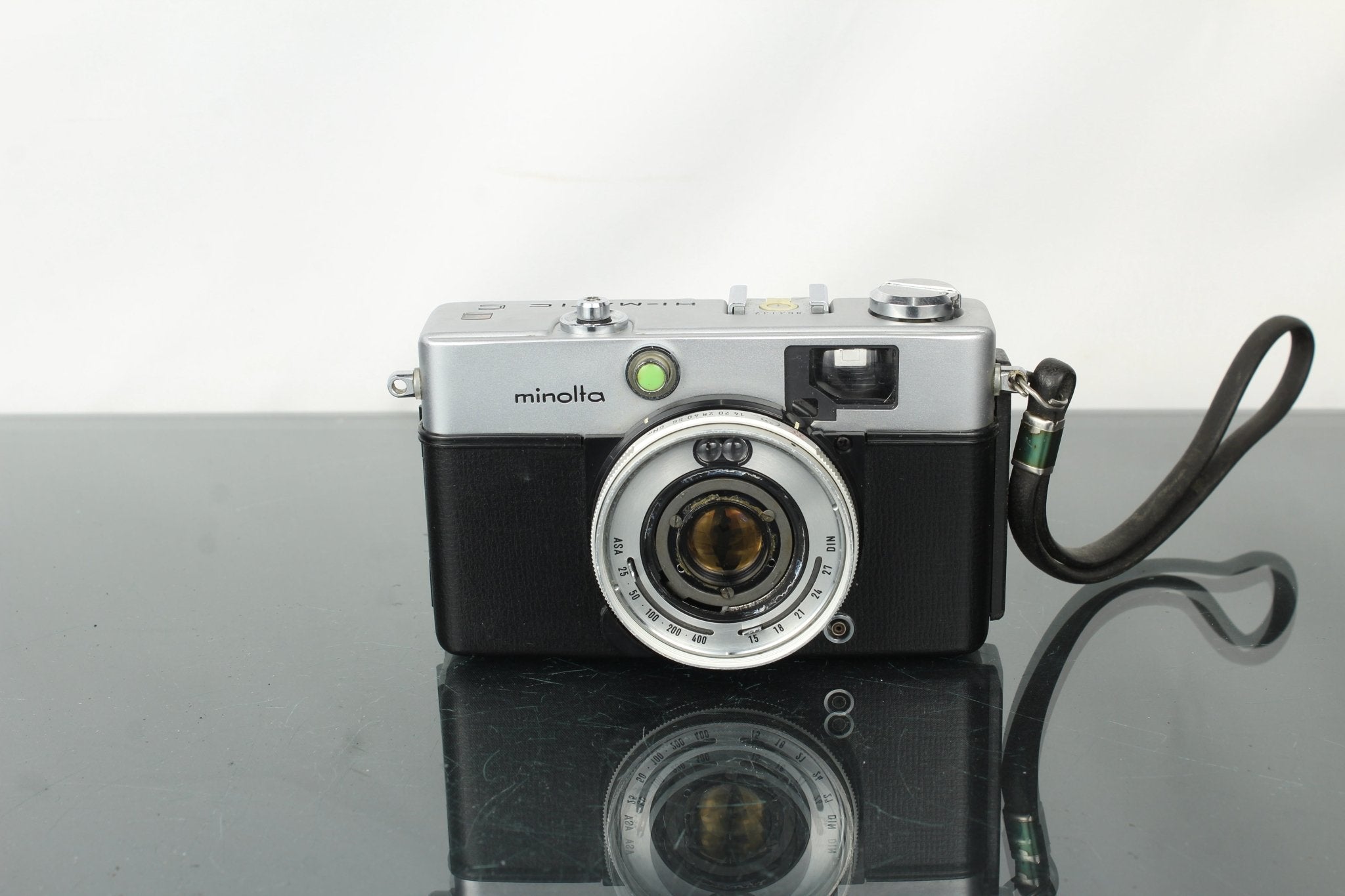 Minolta HI-Matic C: Compact 35mm Rangefinder for Film Lovers – Dutch|Thrift