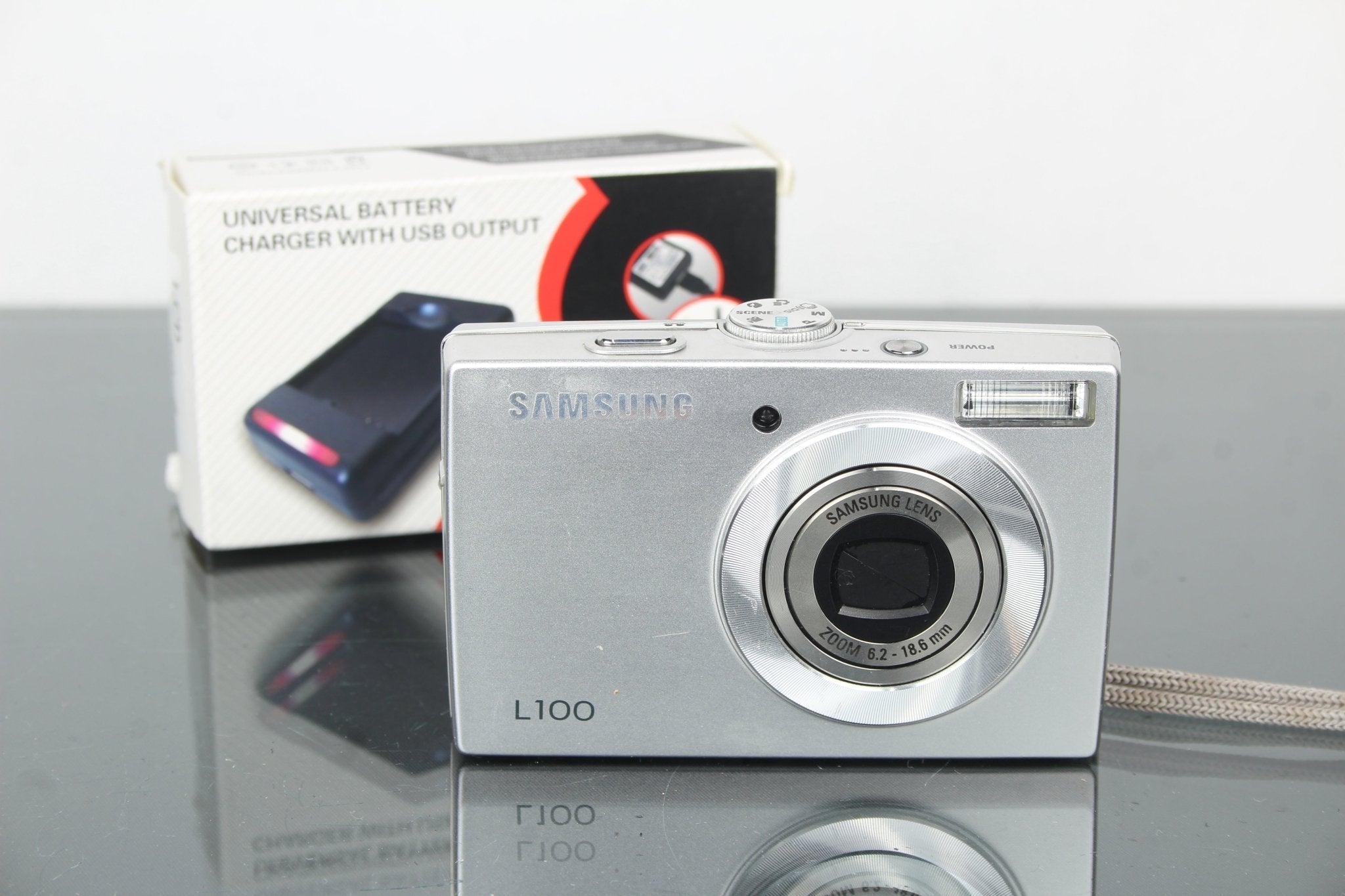 Samsung L100 Review: A 2000s Compact for Lo-Fi Photography – Dutch|Thrift