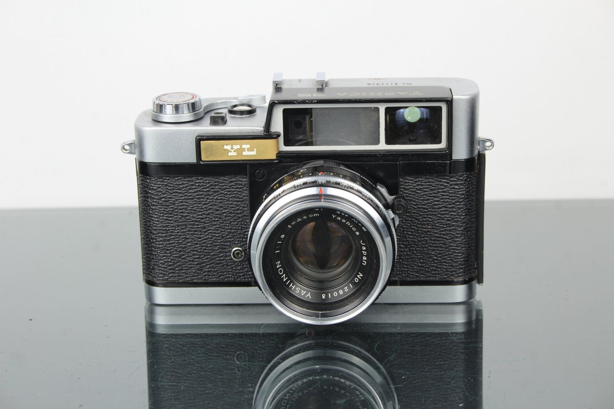 Yashica 35 YL Review: A Classic Rangefinder That Still Delivers – Dutch ...